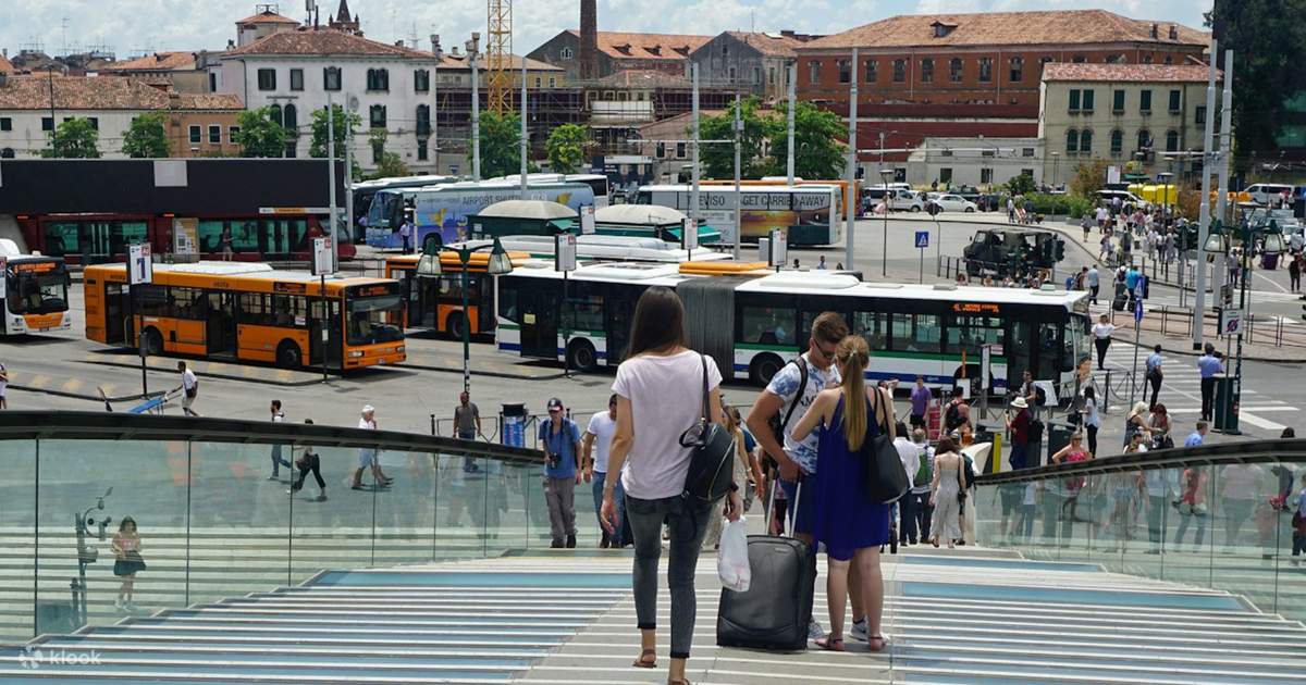Aeropuerto Marco Polo - Venecia o Estación Central de Trenes de Mestre ...