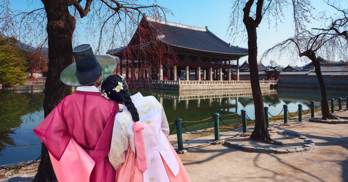 Back Through the Korean History: Hanbok Experience Tour from Seoul ...