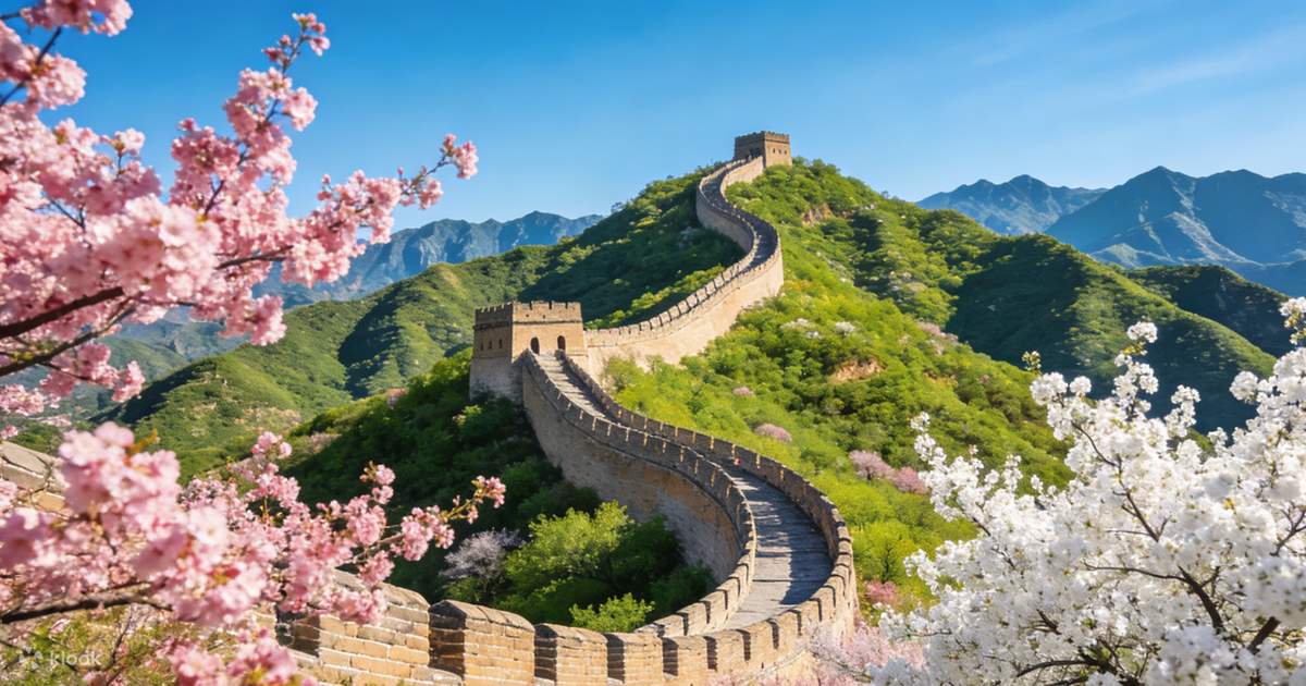 Badaling Ancient Great Wall + Badaling Great Wall One-Day Tour (VIP ...
