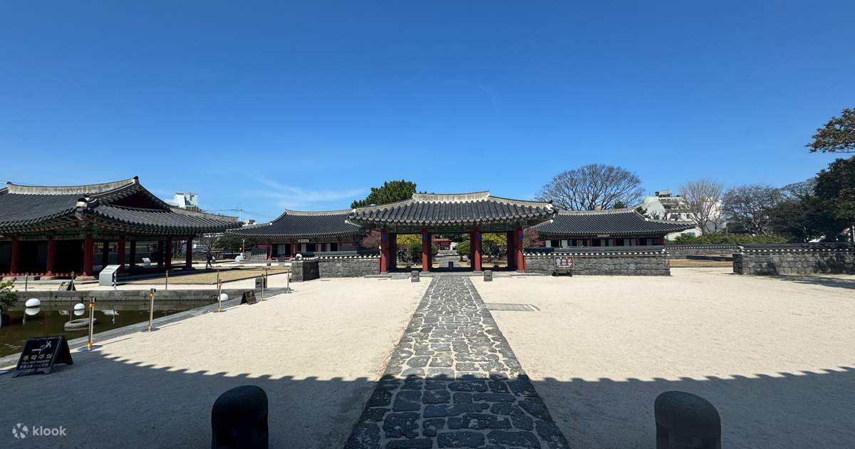Jeju city walking tour with a certified guide - Klook