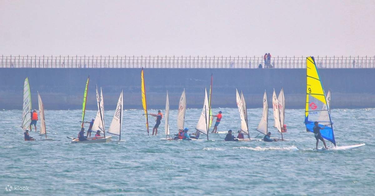 Tainan Yuguang Insel Sichelmondbucht Kanu & Segeln & SUP Stand Up ...