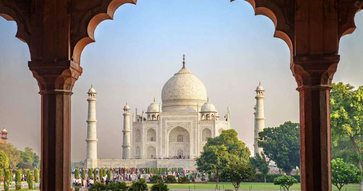 Taj Mahal Ticket with Optional Guide - Klook India