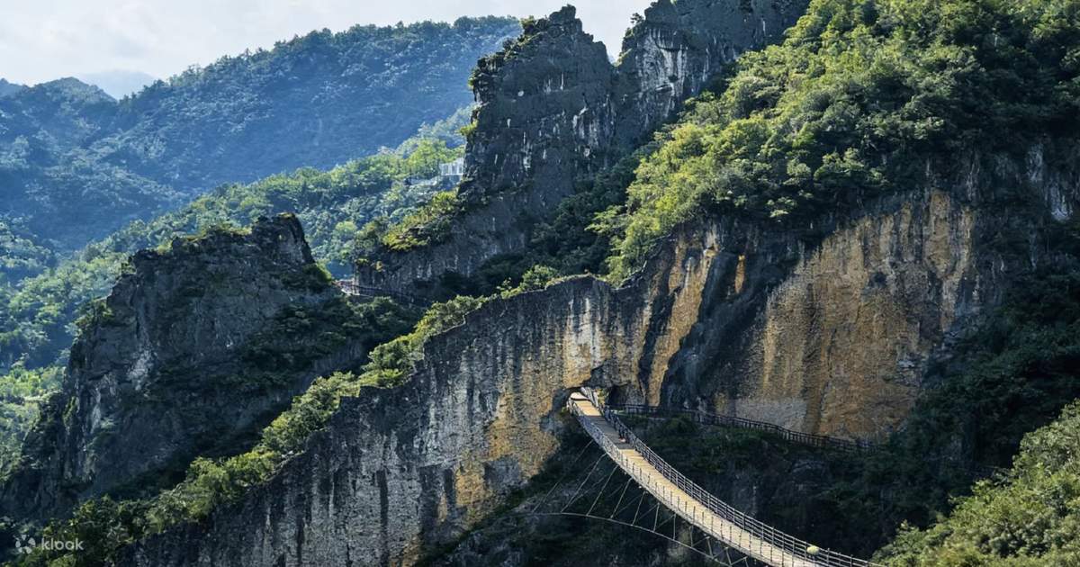 Wuling Mountain Grand Canyon scenic area ticket in Chongqing - Klook ...