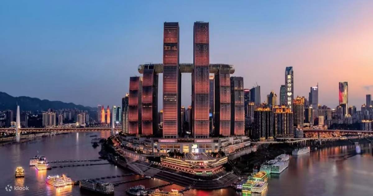 One-Day Chongqing History & Night View Tour (Zhazidong + Ciqikou ...