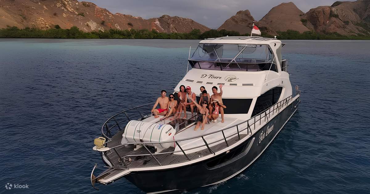 Labuan Bajo Full Day Tour by Speedboat - Klook Singapore
