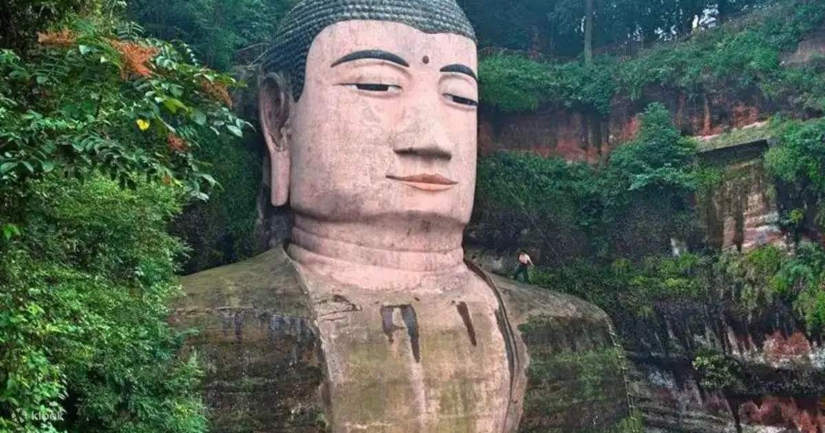 Private Tagestour zum Leshan-Riesenbuddha und zur antiken Stadt Suji ab ...