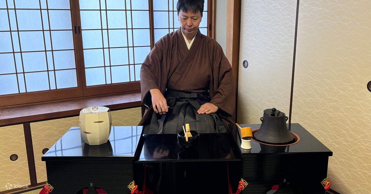 Tea Ceremony Experience with Chairs in Ninenzaka (Kyoto) - Klook United ...
