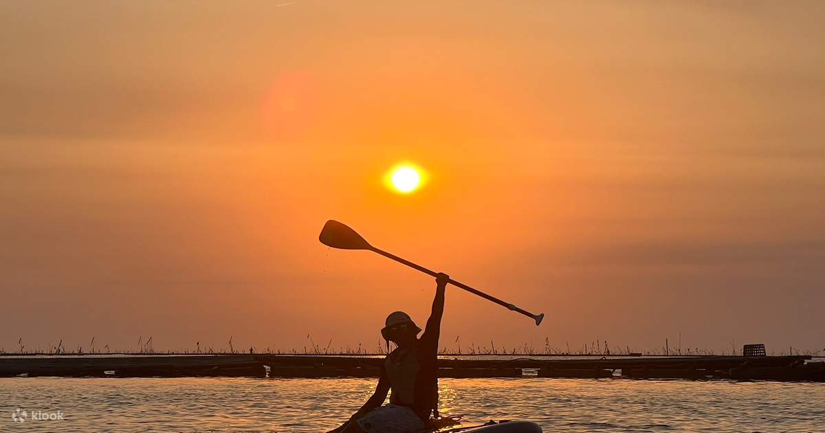 Yunlin: San Tia仑 Beach SUP Paddleboarding Experience - Klook United States