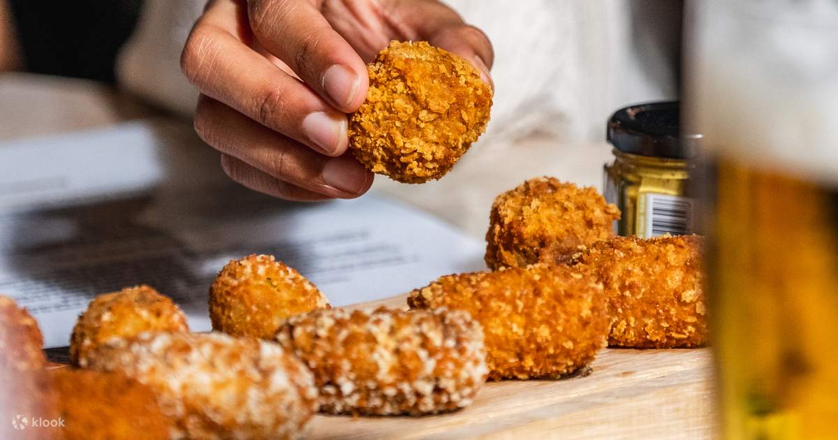 Mencicipi bitterballen dan kroket Belanda di Amsterdam - Klook Indonesia
