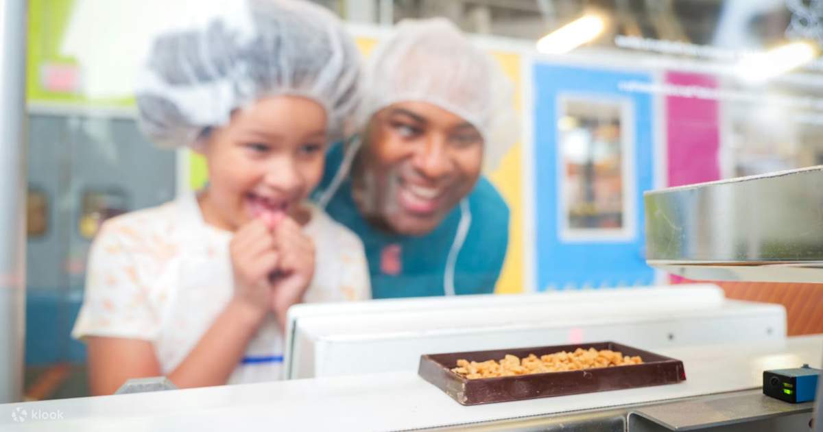 Hershey's Chocolate World Create Your Own Candy Bar Experience - Klook ...
