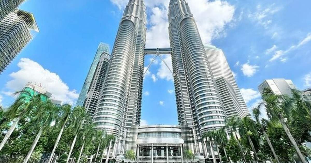 Luxury First-class Bus: Kuala Lumpur Fully-guided Day Tour from ...