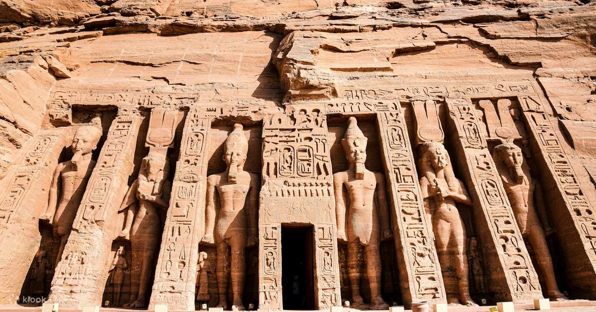 Pertunjukan Suara dan Cahaya di Kuil Philae di Aswan - Klook Indonesia
