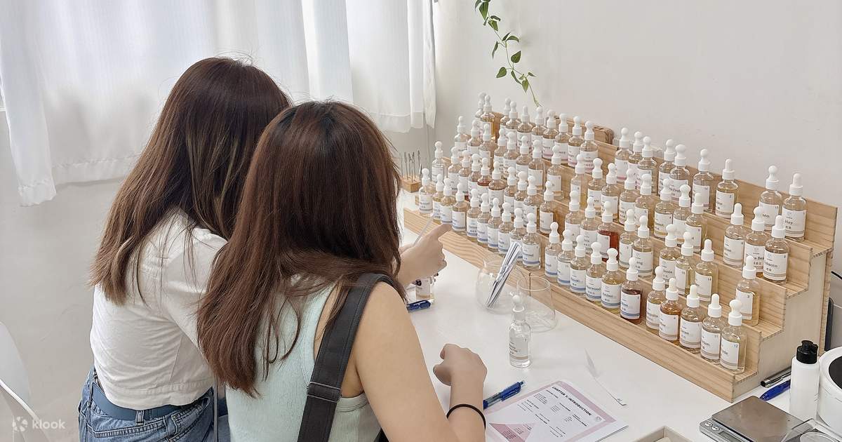 GLAMMI - Perfume Workshop | Reed Diffuser | Aromatherapy Soy Candle ...