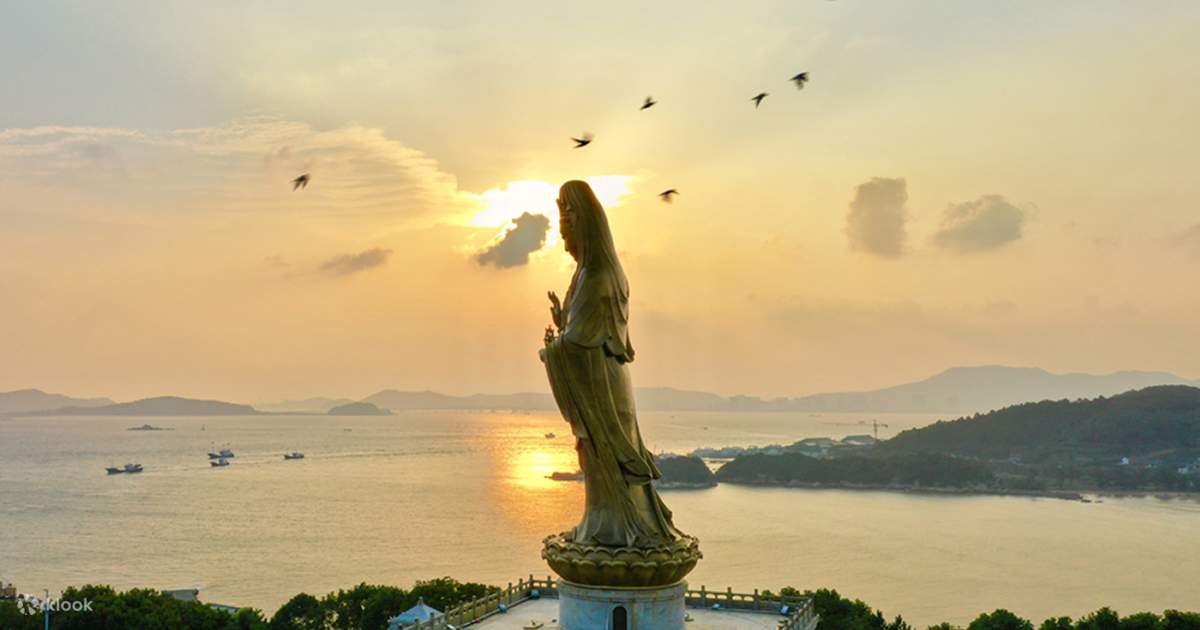 2-Day Tour to Putuoshan, Zhejiang from Shanghai (Buddhist Kingdom on ...