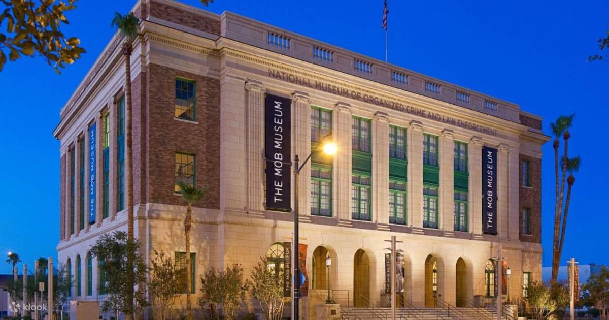 Fremont Street Walking Tour With Mob Museum Ticket - Klook Australia