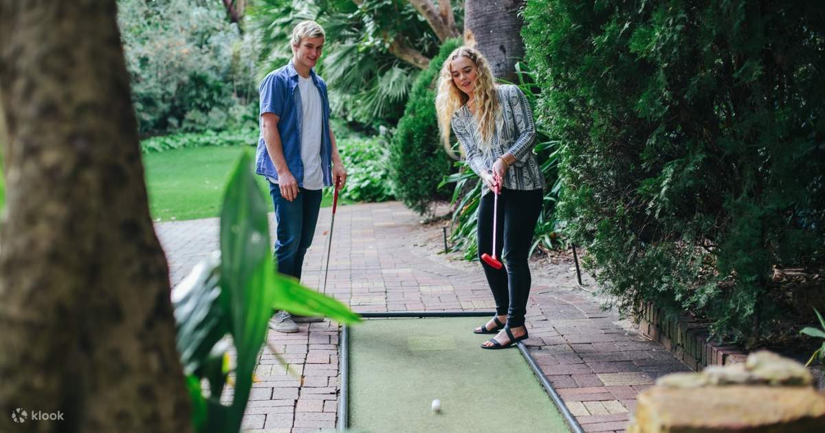 Mini Golf Experience in Wanneroo Botanic Gardens - Klook Australia