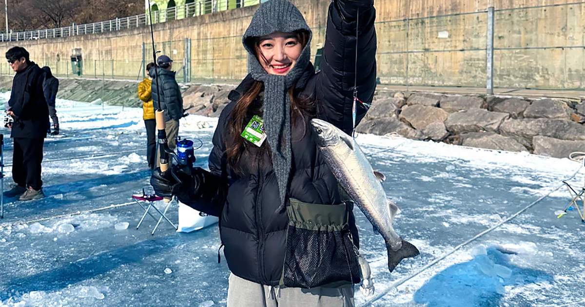 Hwacheon Sancheonfish Ice Festival & Eobi Ice Valley Tour from Seoul ...
