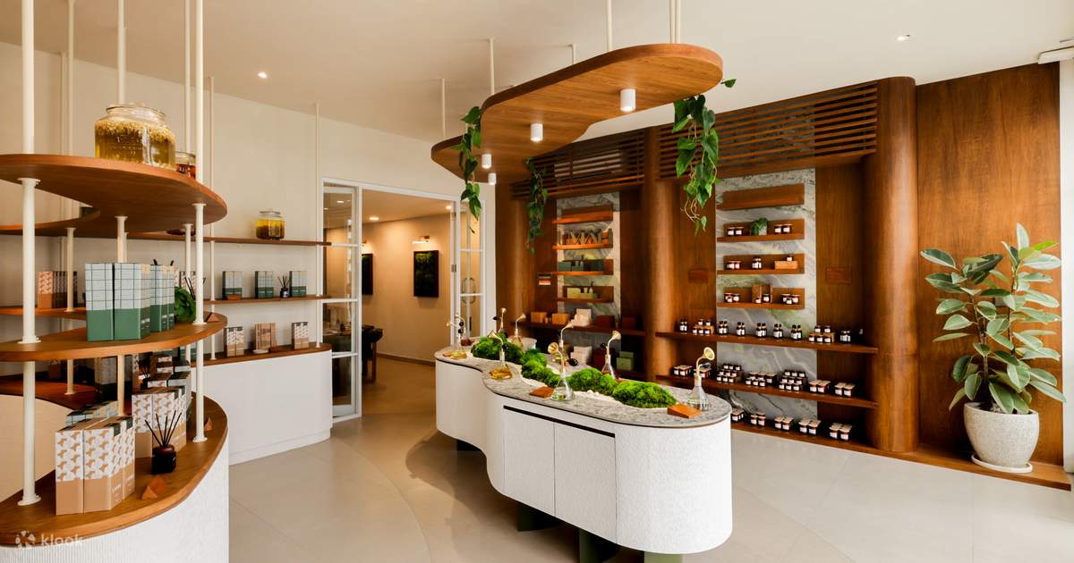 Candle And Room Spray Making Class at Umah Living Bali - Klook Australia