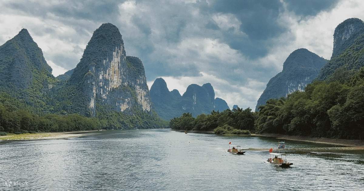 Yangshuo Day Trip | Xingping Ancient Town + Yulong River Bamboo Rafting ...