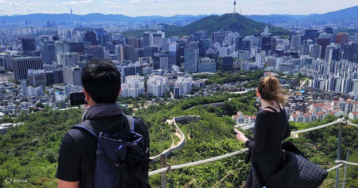 Inwangsan Hike & Historical Sites - Klook New Zealand