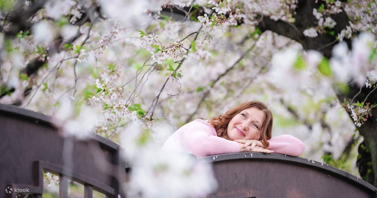 Online booking for snapshot photography experience - Klook United States