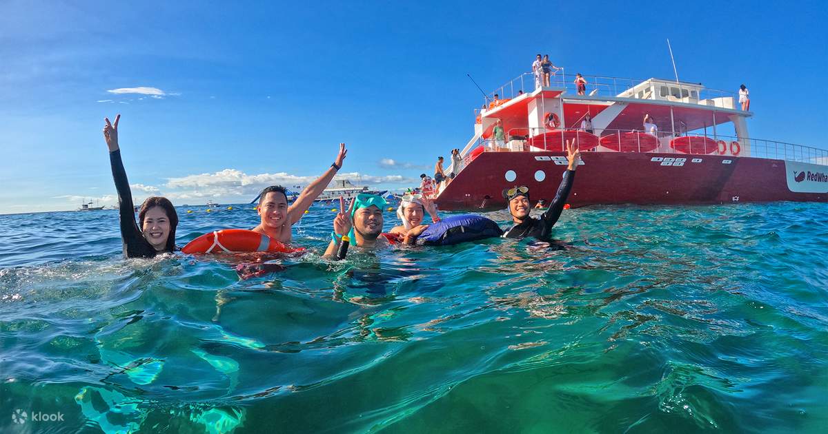 Karanasan sa Boracay Party Yacht: Maglayag sa Nightlife Extravaganza sa ...