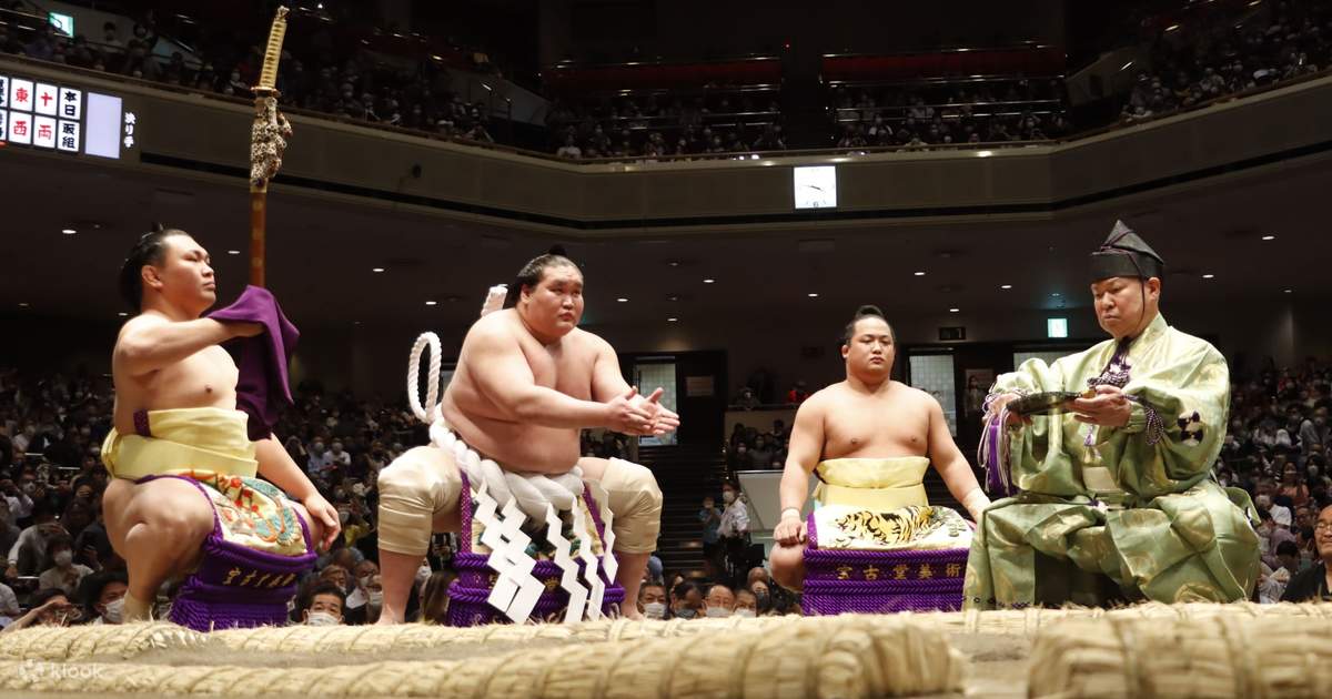 2026 Osaka Grand Sumo Viewing & HIRAKUZA Sumo Workshop Experience ...