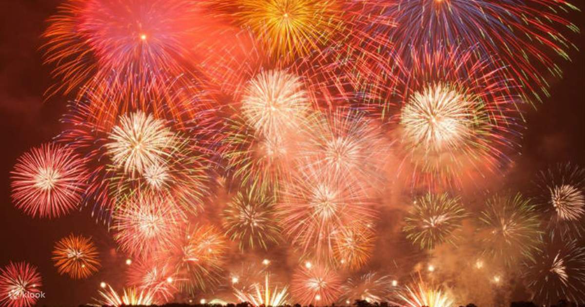Shirakawago & Tsuruga Lantern Floating Fireworks 2-Day Tour - Klook