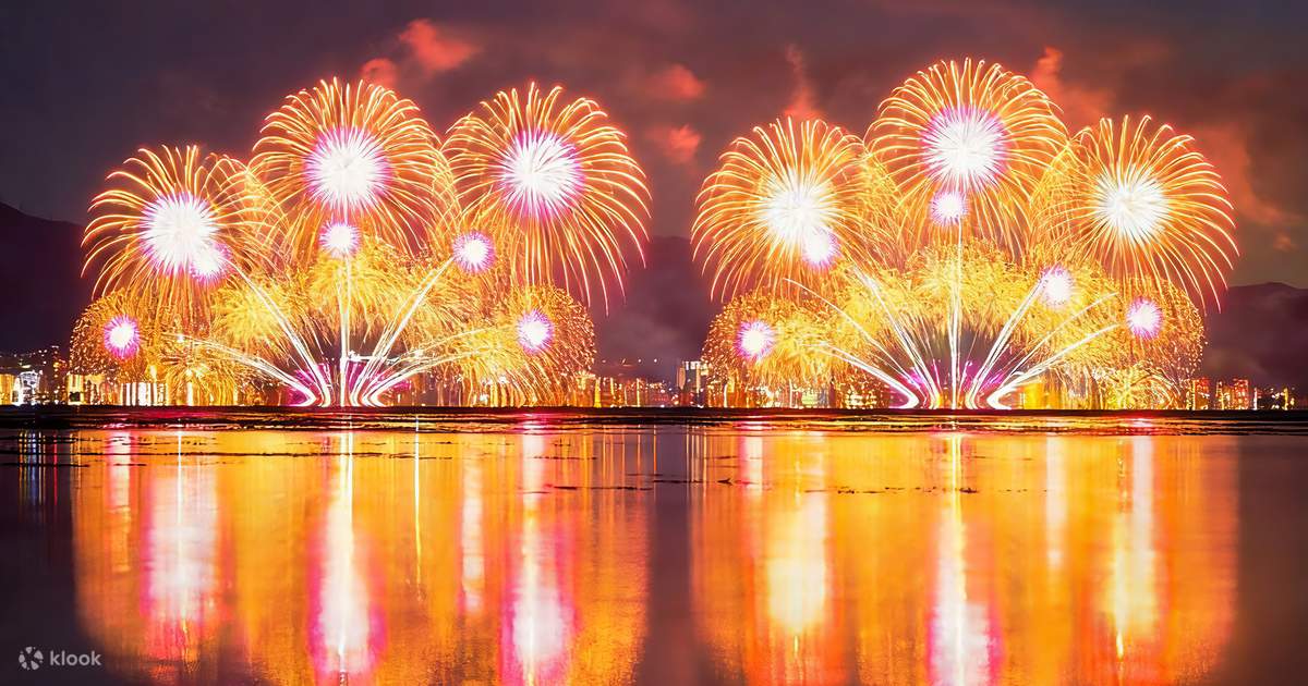 9-person exclusive small group | Atami Fireworks Festival small group ...