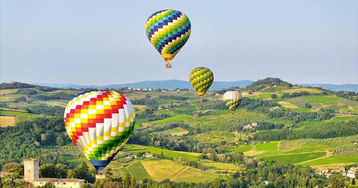 Experiencia en globo aerostático sobre la Toscana desde Florencia ...