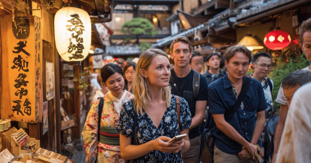 Kyoto: Gion Food Tour with 13 Dishes at 4 Eateries - Klook