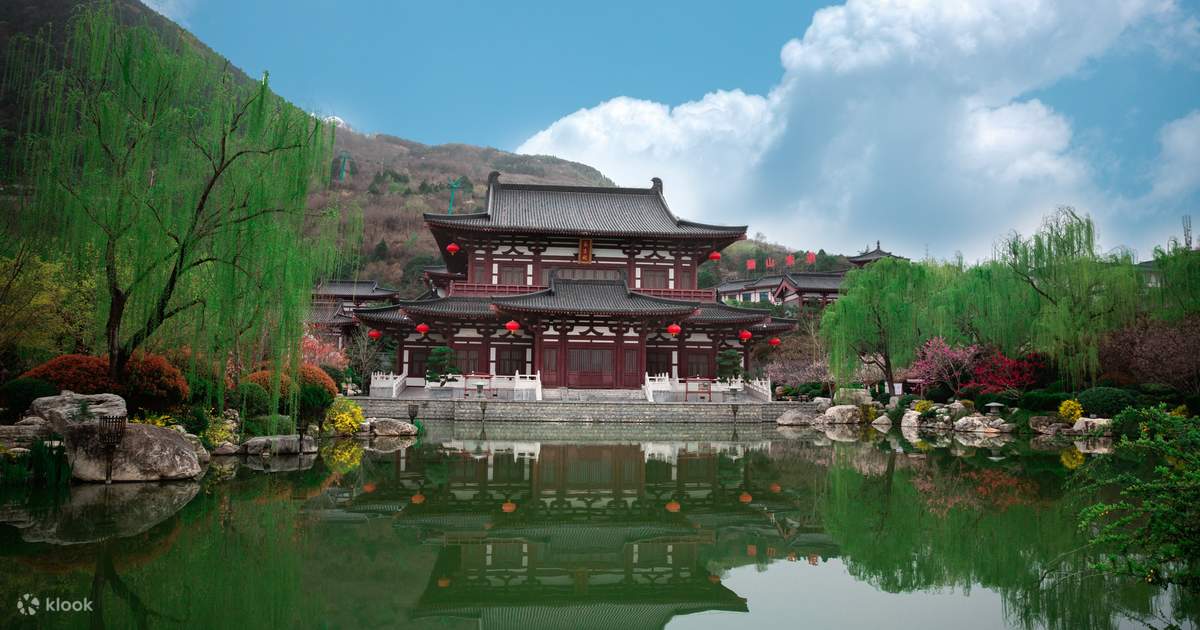 Xi’an Popular Attractions Private Car Charter for Huashan, Terracotta ...