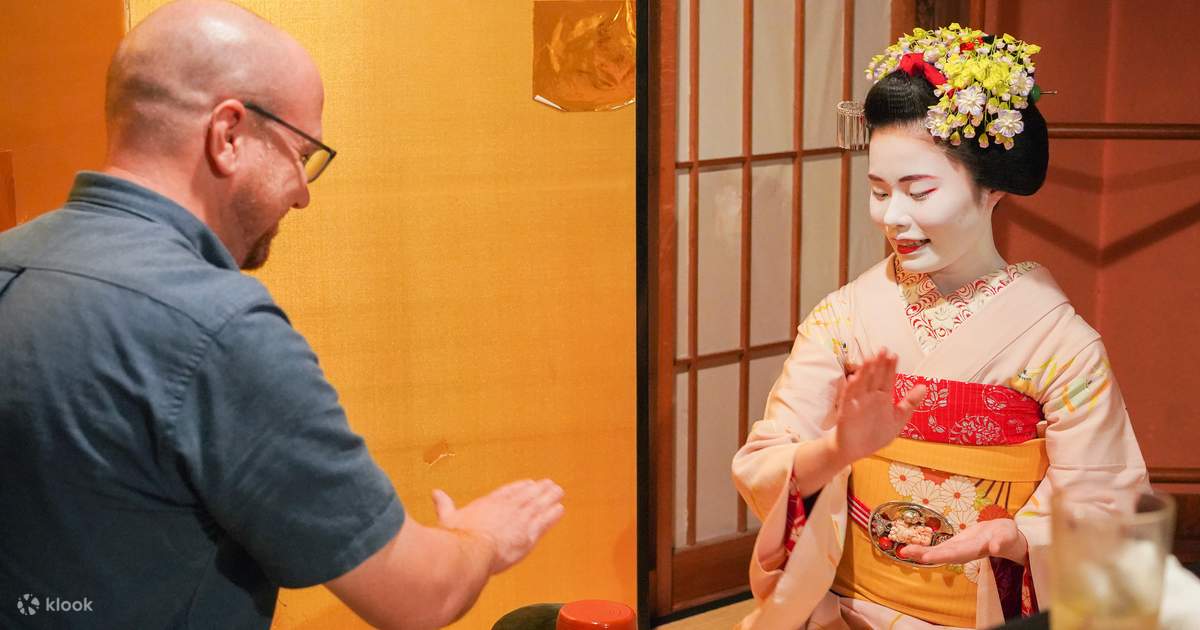Makan Malam Bersama Maiko di Restoran Tradisional Gaya Kyoto - Klook ...