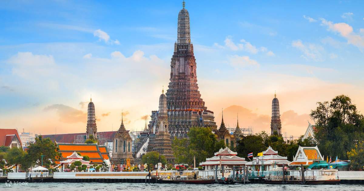 Bangkok Temple Day Tour: Grand Palace, Wat Arun dan Wat Pak Nam (Big ...