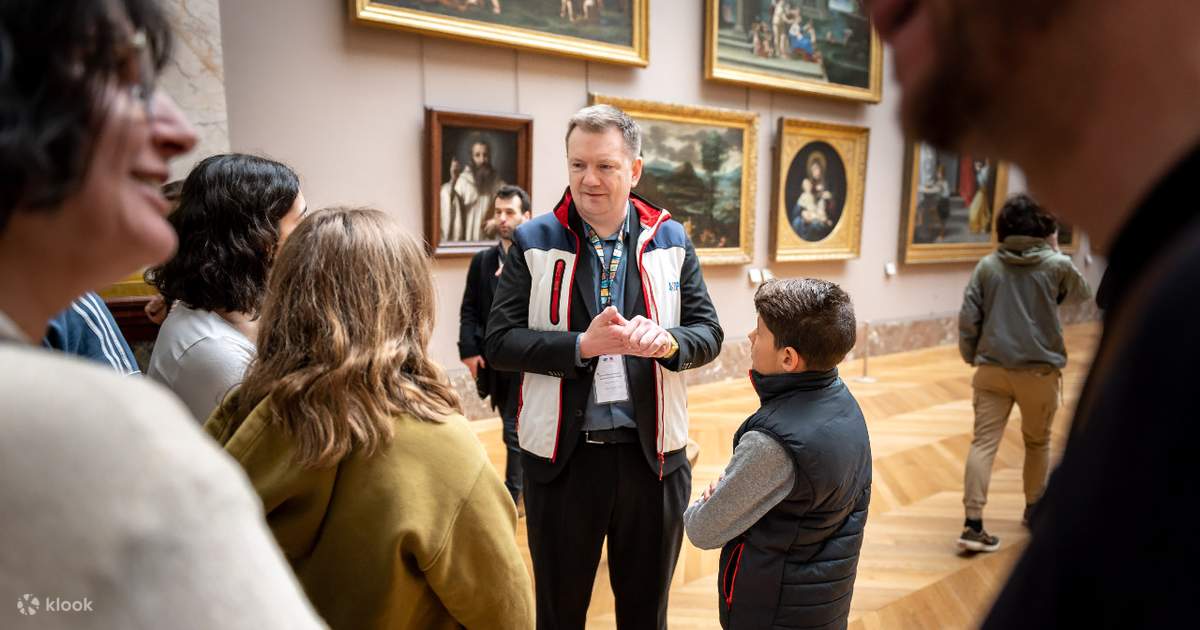 Louvre Museum private family tour for children in Paris - Klook Canada