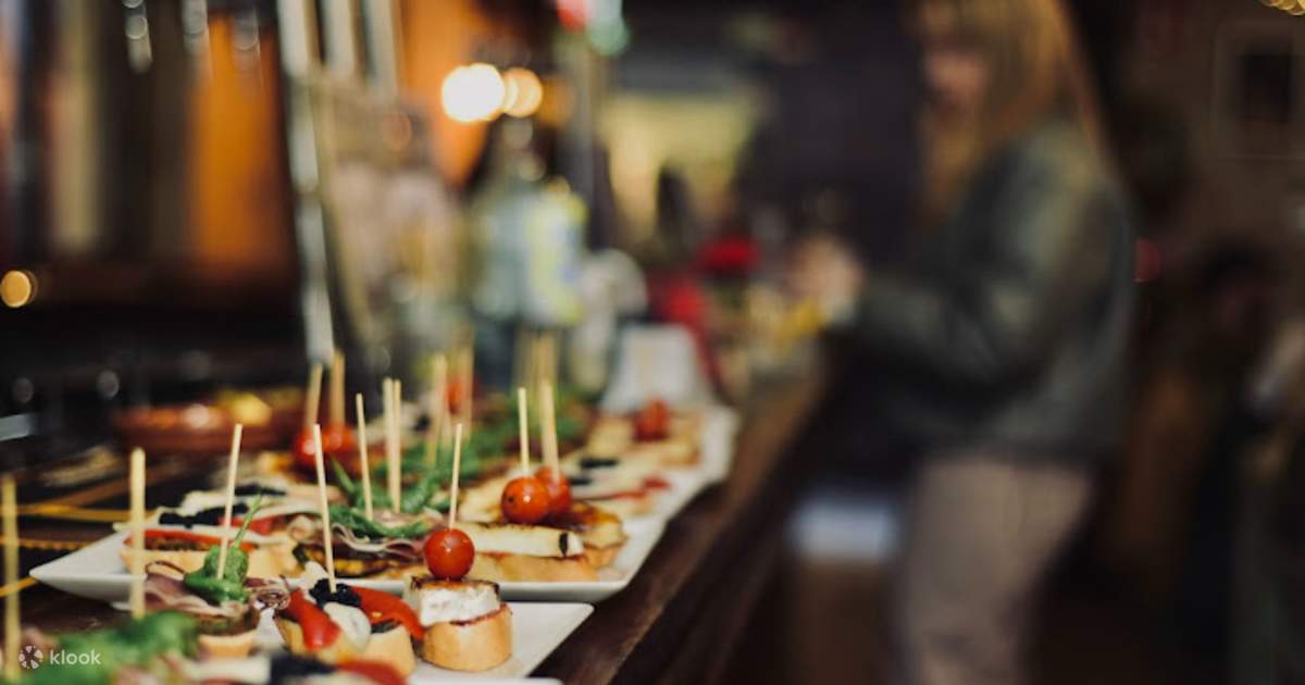 Tapas Walking Tour with Food, Wine, and History in Barcelona - Klook