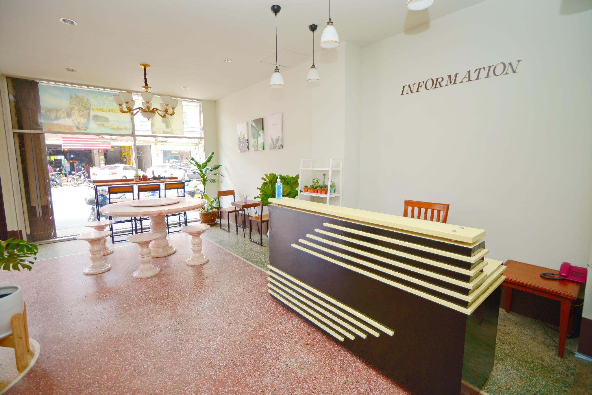 Rattanapong Hotel in | 2024 Updated prices, deals - Klook United States