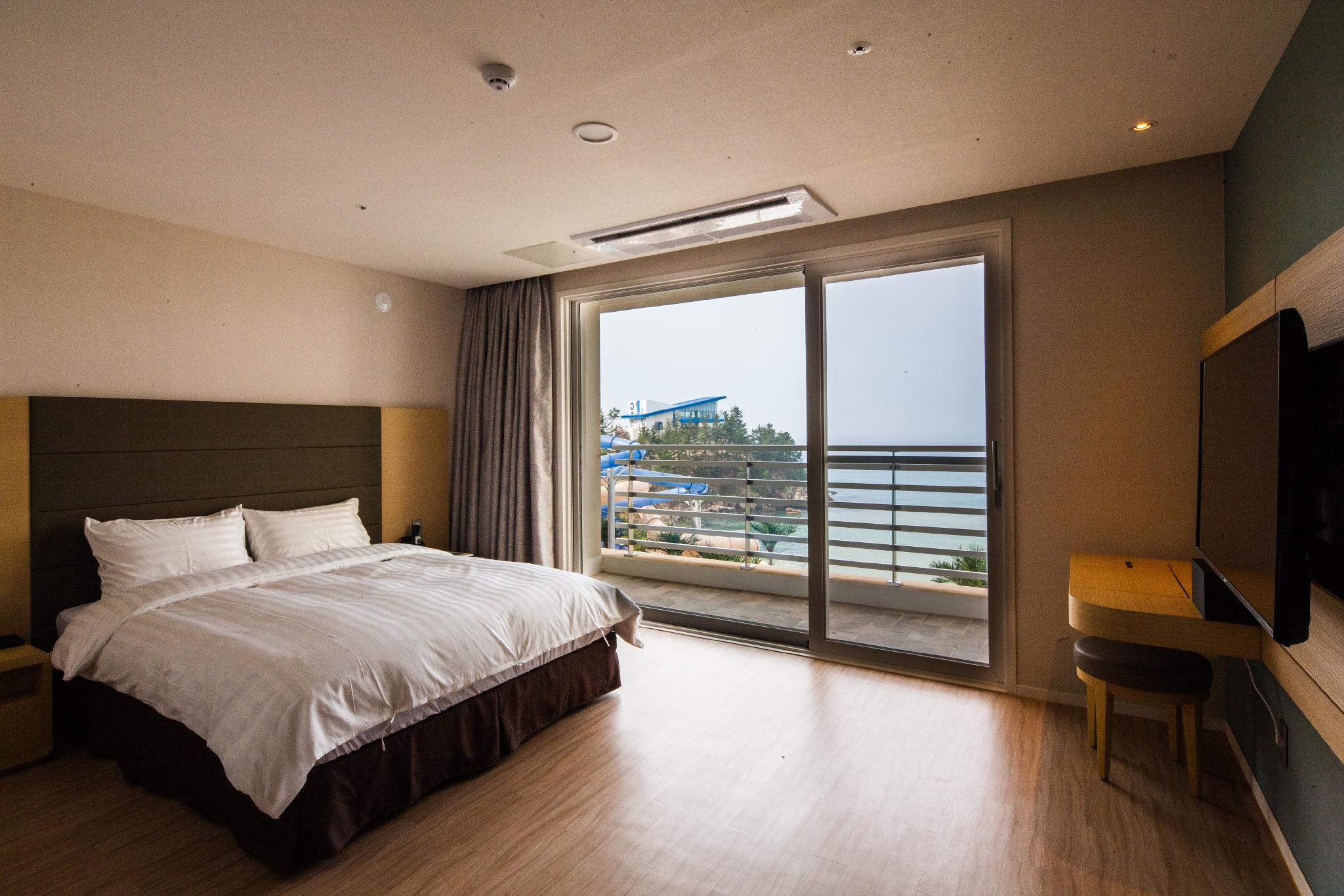 SOL BEACH SAMCHEOK (SOL BEACH HOEL & RESORT SAMCHEOK) in Gangwon-do ...