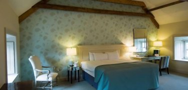 Old Ground Hotel in Gold Coast | 2024 Updated prices, deals - Klook ...