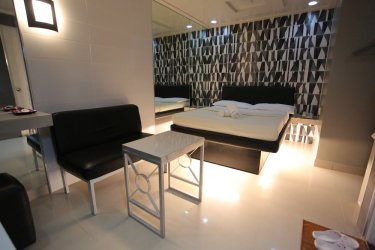 One Serenata Hotel Bacoor in Bacoor City | 2025 Updated prices, deals ...