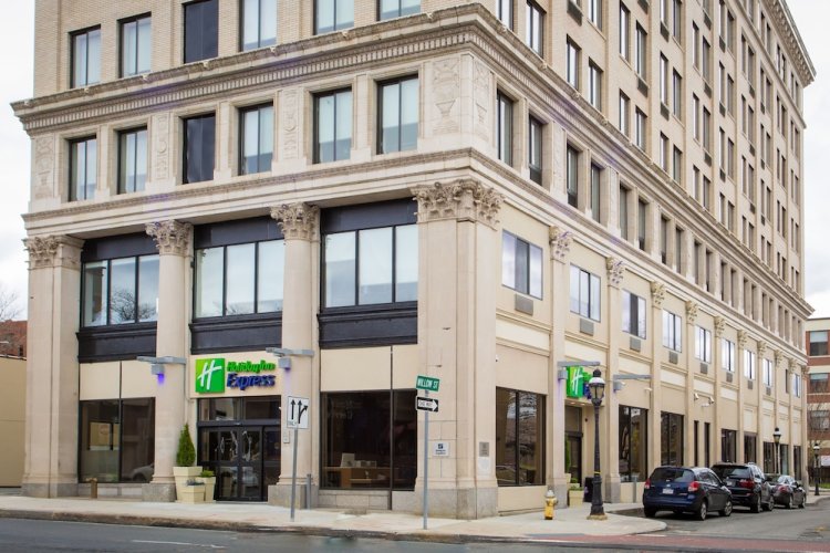 Holiday Inn Express Springfield Downtown by IHG in | 2025 Updated ...