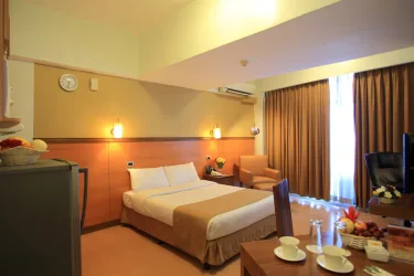 The Malayan Plaza in Pasig | 2023 Updated prices, deals - Klook United ...