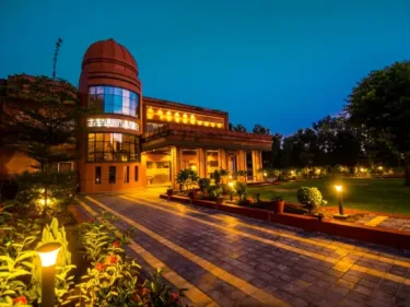 Riverfront Resort in Satna | 2023 Updated prices, deals - Klook United ...