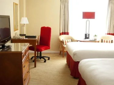Delta Hotels by Marriott Heathrow Windsor in Slough | 2023 Updated ...