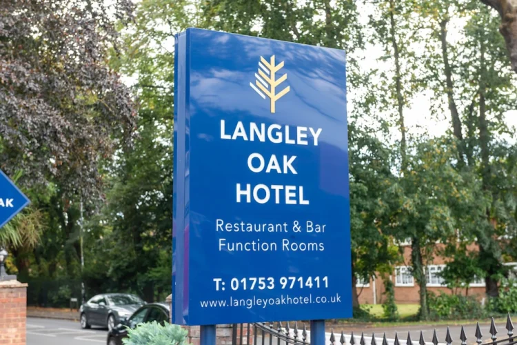 Langley Oak Hotel in Slough | 2023 Updated prices, deals - Klook United ...