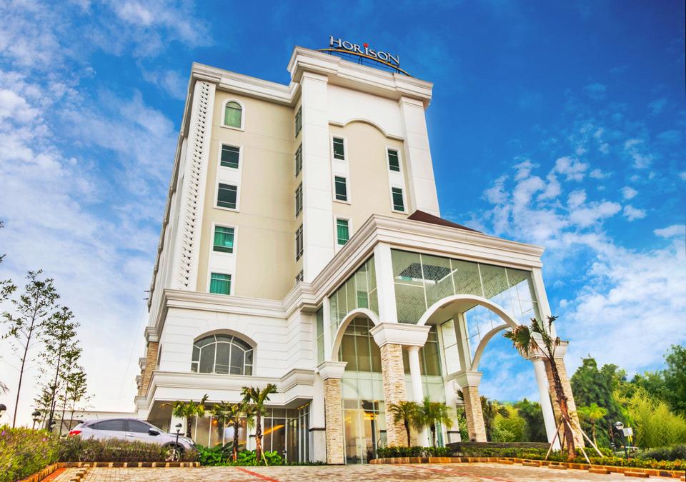 Horison Hotel Ciledug - Perumperindo.co.id