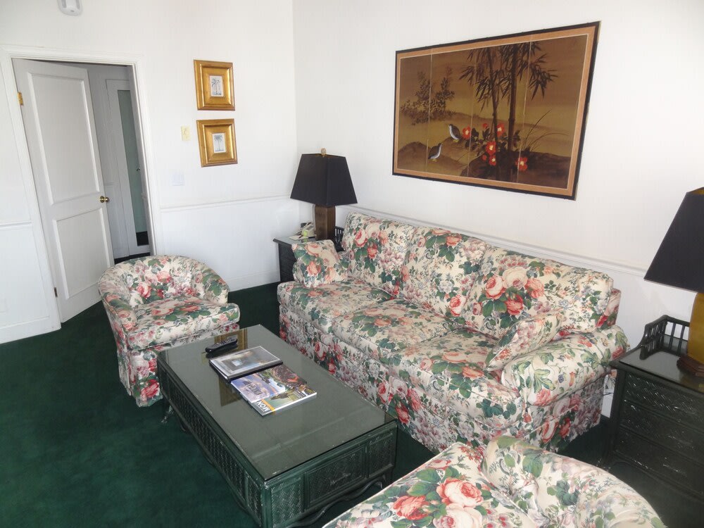 Tally Ho Inn Carmel-by-the-Sea - 2022 hotel deals - Klook United States