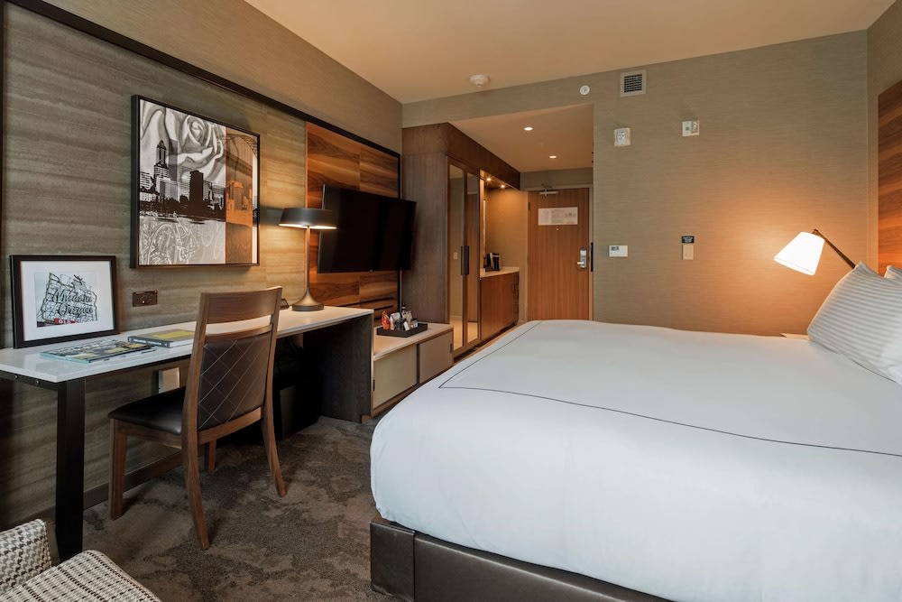 The Porter Portland, Curio Collection by Hilton Portland - 2022 hotel ...