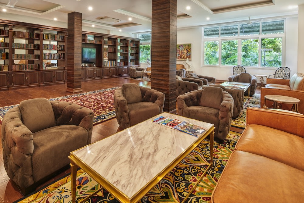 MAYFAIR Lake Resort Raipur - 2022 hotel deals - Klook Singapore