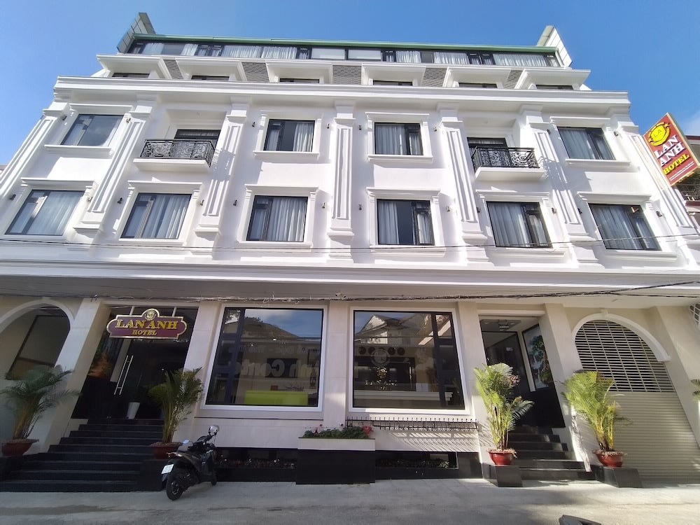 Lan Anh Hotel Da Lat - 2022 hotel deals - Klook India